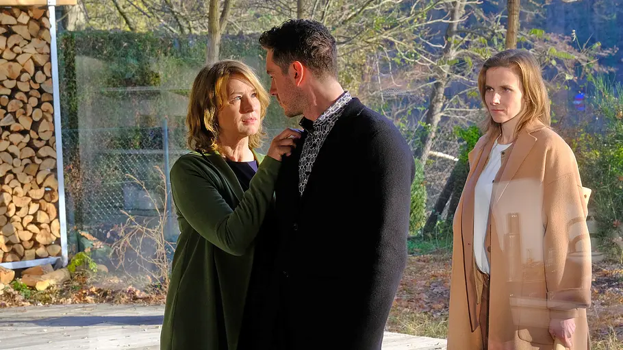 „Der neue Freund“ – Lohnt sich der ARD-Film mit Corinna Harfouch?