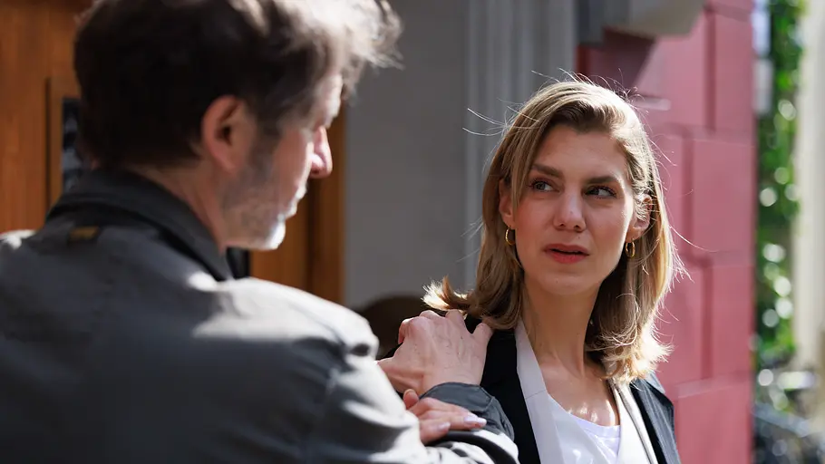Unter uns am 09. Juni 2026 um 22:25 Uhr auf RTL Passion - TV Movie