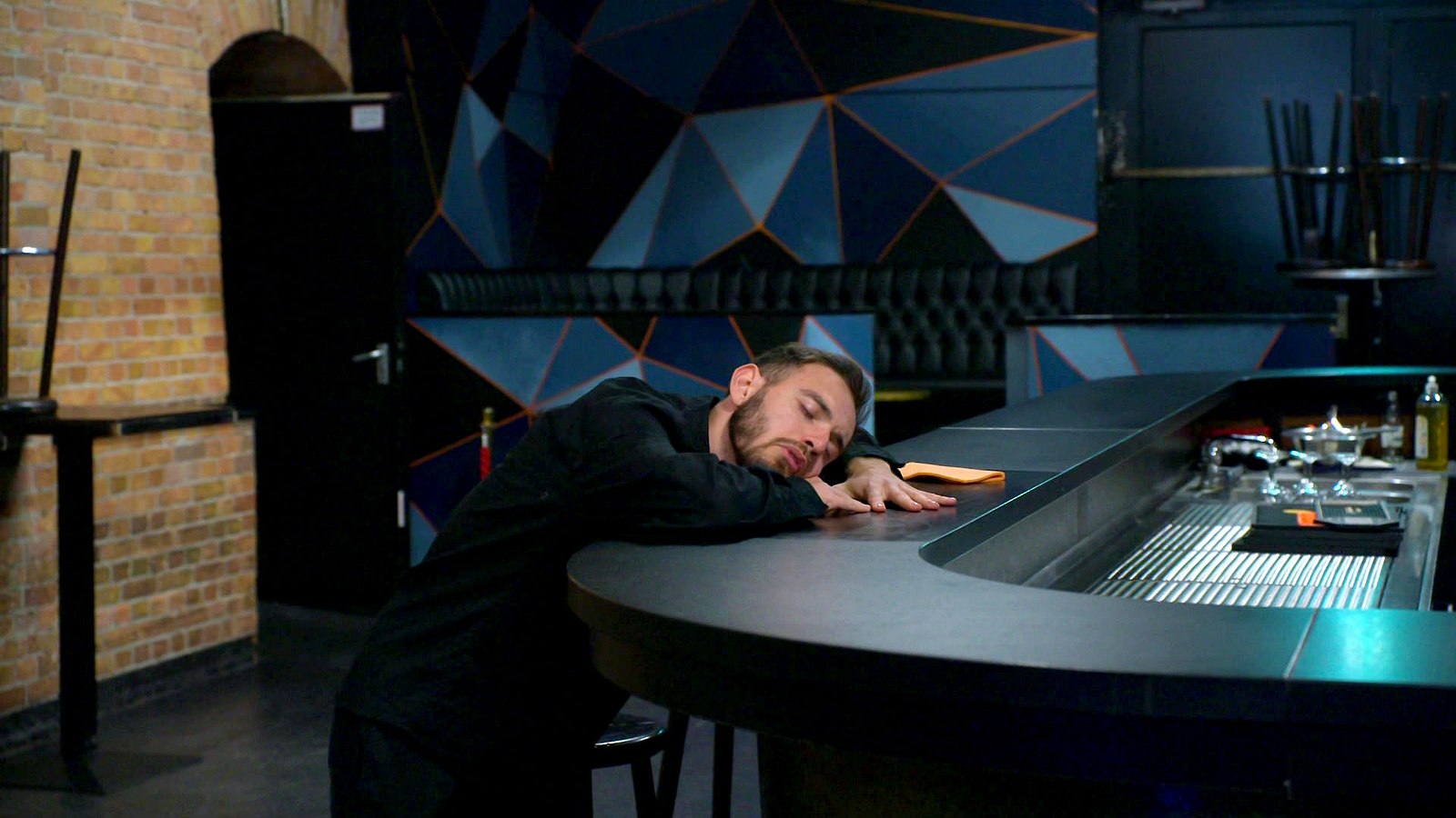 Berlin - Tag & Nacht am 16. Januar 2026 um 19:05 Uhr auf RTL II - TV Movie