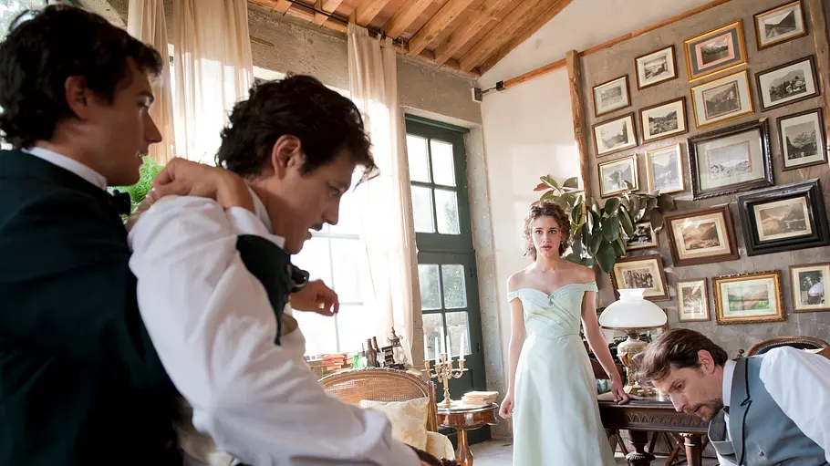 Grand Hotel am 21. Januar 2026 um 07:05 Uhr auf AXN White - TV Movie