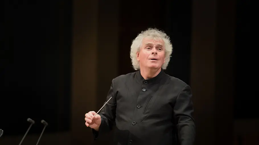 Simon Rattle dirigiert Mahlers Zweite am 13. Juni 2026 um 22:00 Uhr auf ...