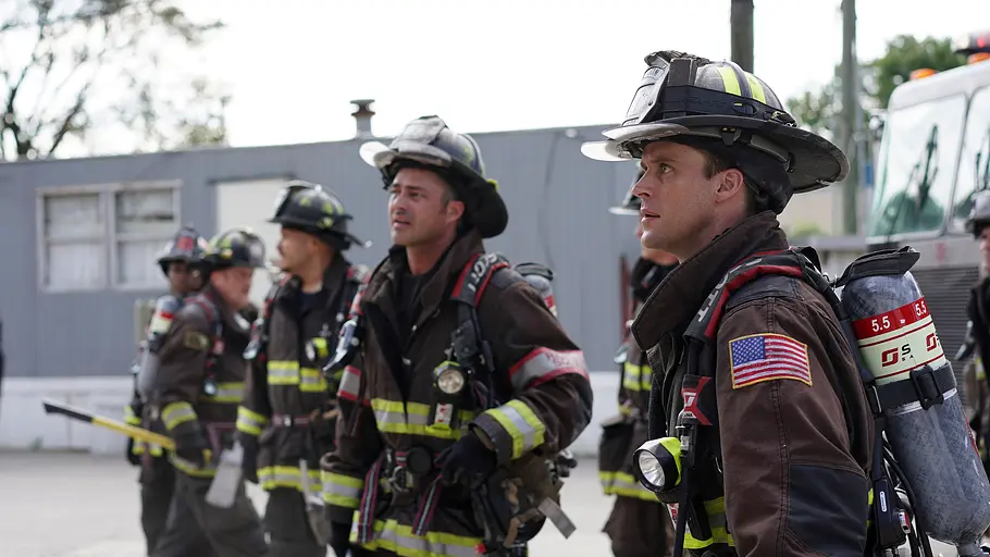 Chicago Fire am 03. Januar 2026 um 21:40 Uhr auf Sky ONE HD - TV Movie
