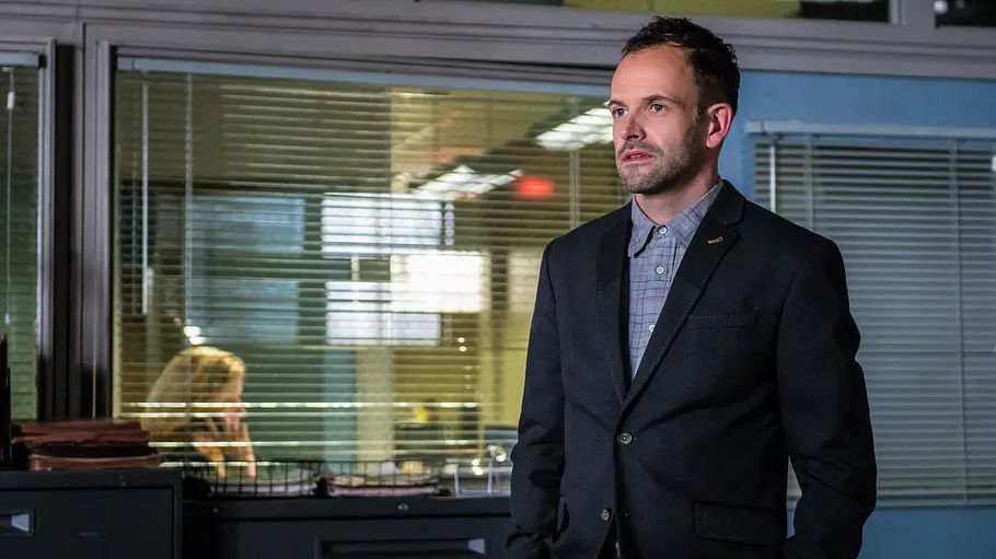 Elementary am 14. Januar 2026 um 19:25 Uhr auf sixx - TV Movie