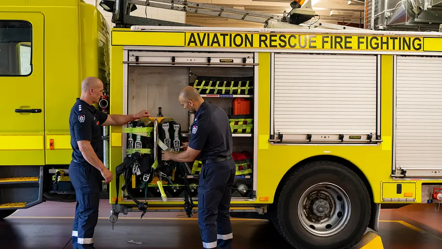 Inside Melbourne Airport: Alltag am Mega-Flughafen am 12. Januar 2026 ...