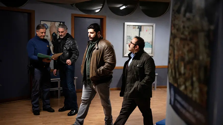 Plattfuß - Ein Cop in Neapel am 31. Dezember 2025 um 04:20 Uhr auf Sky ...