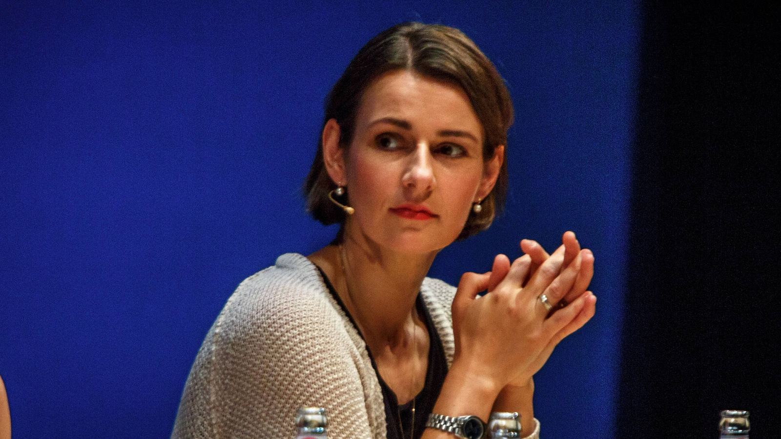 „In aller Freundschaft“-Star Annett Renneberg: Missbrauch am Set mit 13 ...