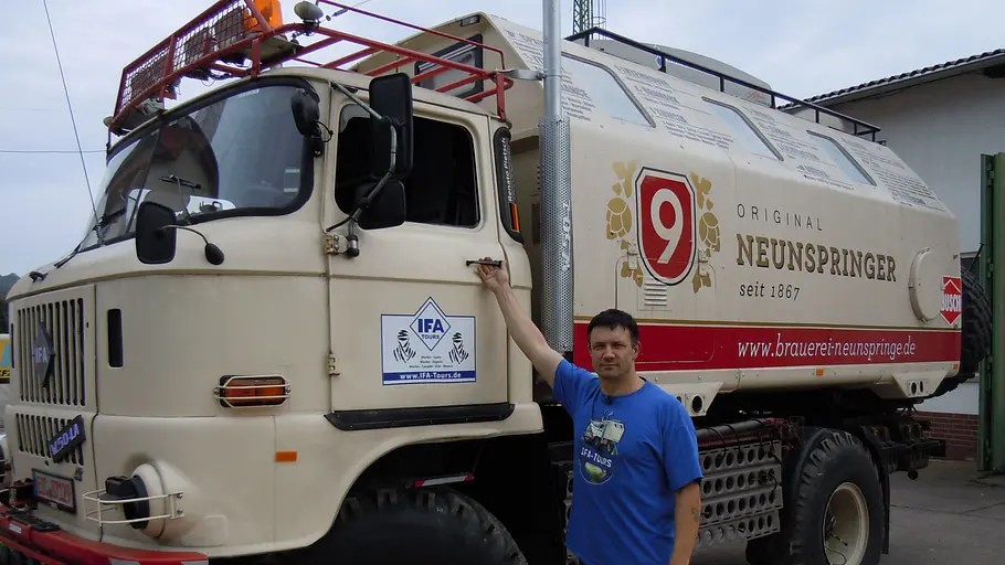 DDR mobil am 01. Januar 2026 um 00:45 Uhr auf ZDFinfo - TV Movie