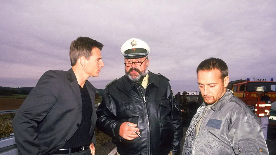 Alarm für Cobra 11 - Die Autobahnpolizei am 01. Februar 2026 um 23:50 ...