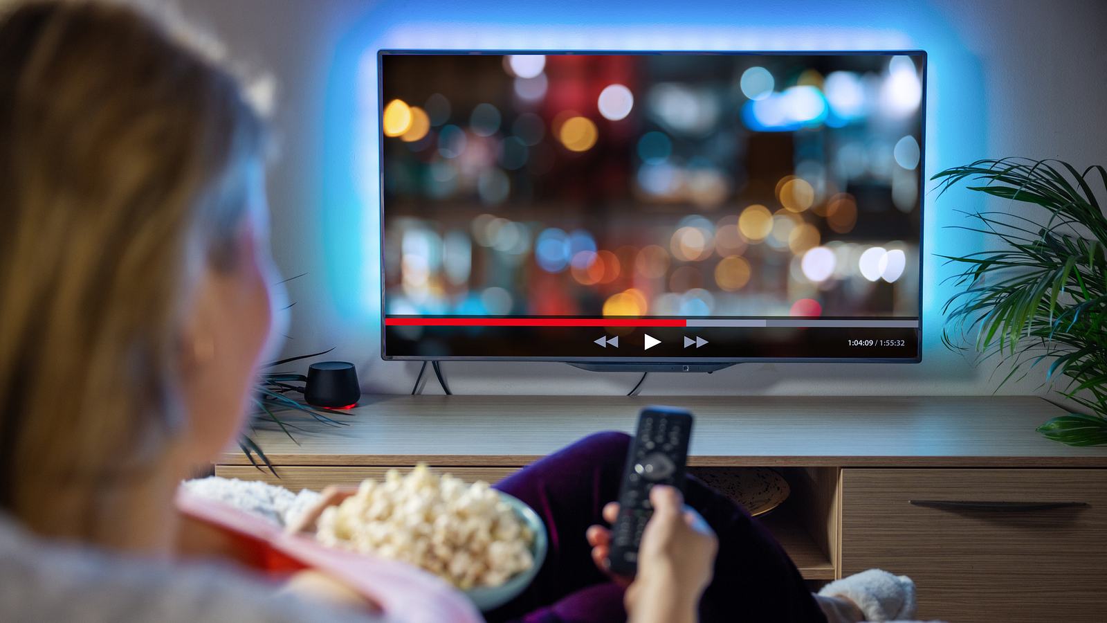 Fernsehprogramm Freitag: Alle TV-Sender & Uhrzeiten | TV Movie
