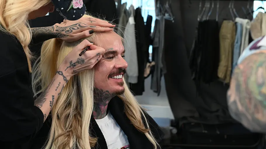 GNTM-Kandidat Jill ganz privat: Diese bekannte TV-Moderatorin ist seine ...