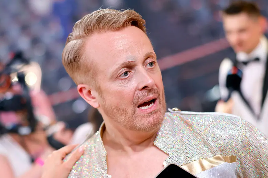 Ross Antony verwechselt Live-Sendung mit Aufzeichnung – und sagt DAS