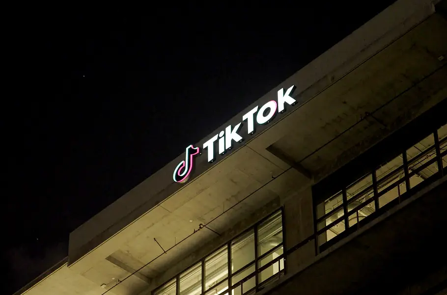 TikTok, die mächtigste App der Welt am 09. Juni 2026 um 22:25 Uhr auf ...